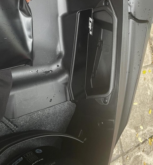 GPK inner side cover for Honda ADV 350 2022-2024 | Moto Discovery