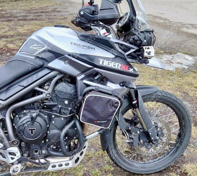 Bags for Outback Motortek crash bars for Triumph Tiger 800 XC / XR 2010 ...